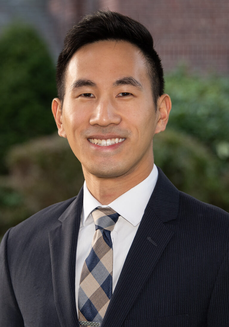 Jonathan Chao, MD The Medical Eye Center